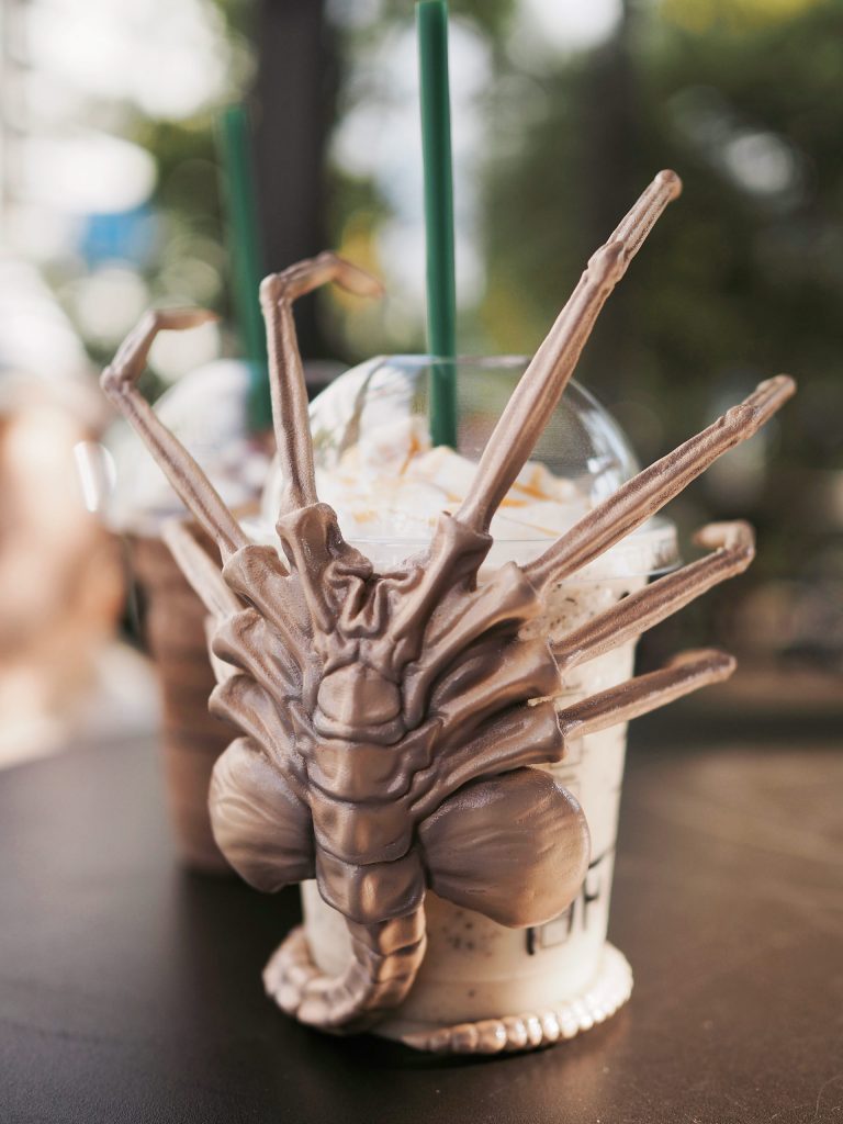 Face-Hugger-Alien-3d-print-cup-holder-8 | 3DP id.arts